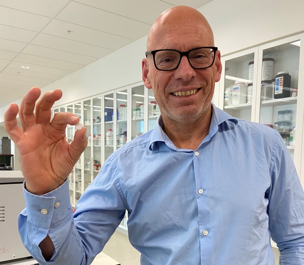 Professor fighting for better cancer treatments after his own diagnosis ...